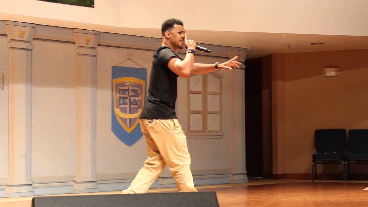 Reuben Jones (Performance at Christon Gray Concert) - YouTube