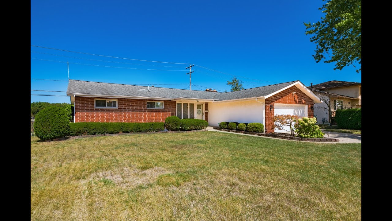 1376 Fahlander Drive N Columbus, OH | ColdwellBankerHomes.com - YouTube