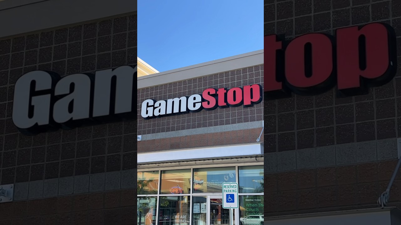 They Had WHAT at This Gamestop?? 🤯 #shorts #nintendo #nostalgia - YouTube