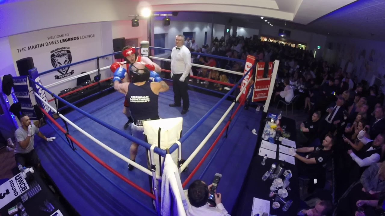 Ultra White Collar Boxing | Warrington | Leon Gallagher VS Brendan ...