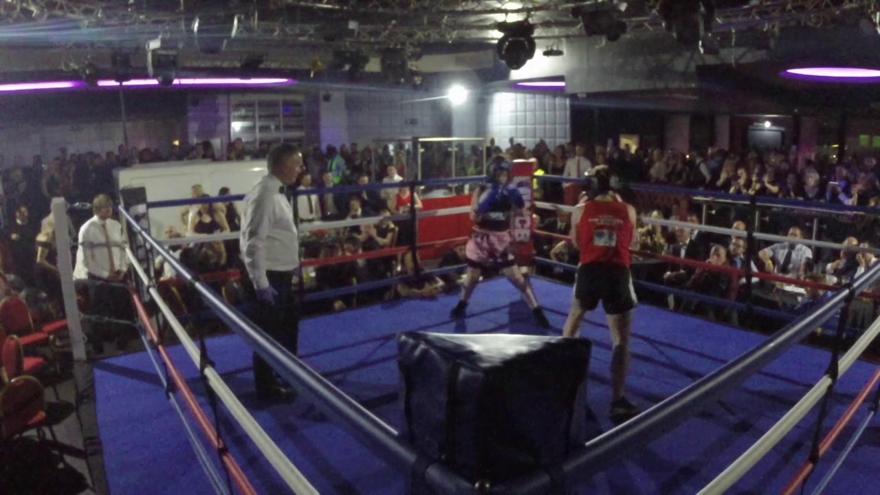 Ultra White Collar Boxing | Stafford | Vicki Locke VS Jade Thomas - YouTube