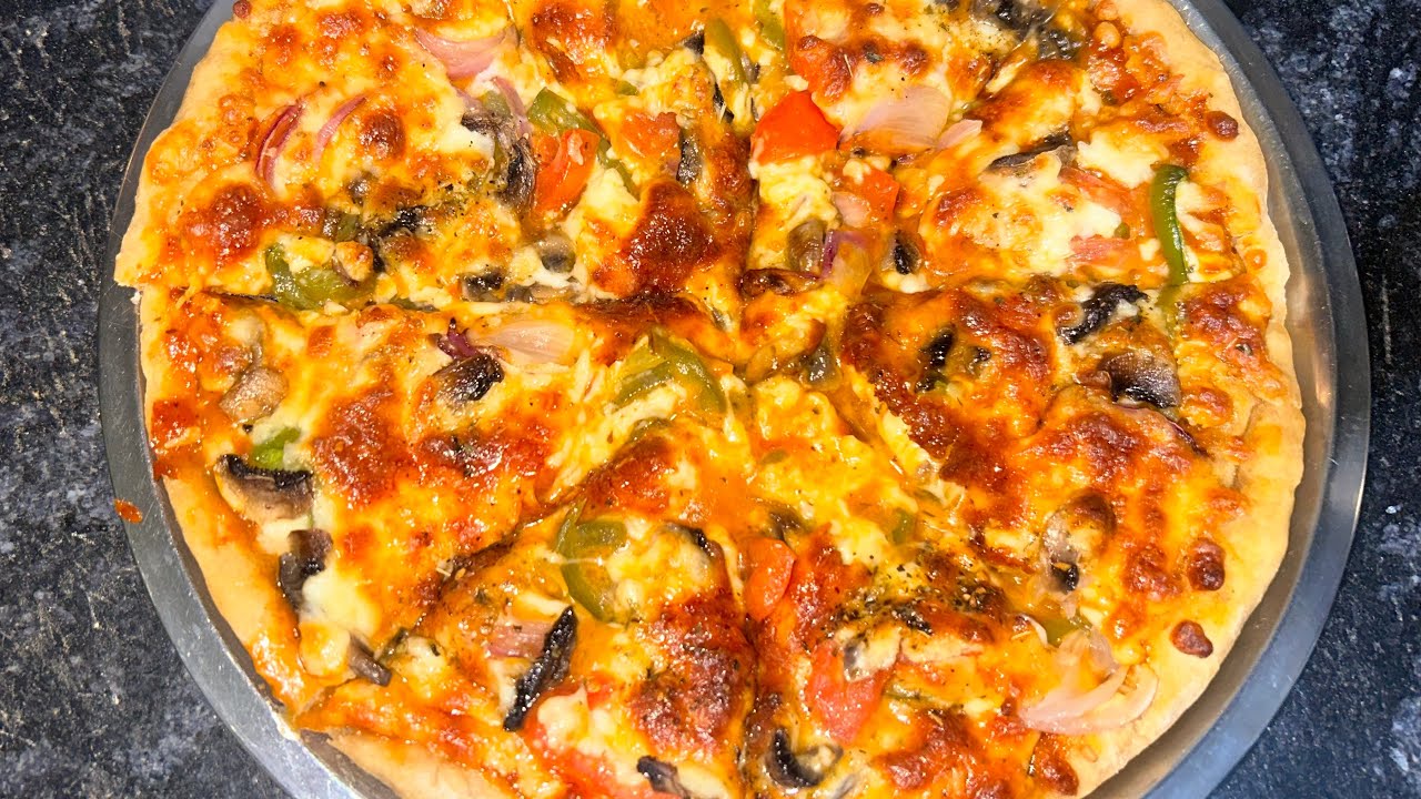 Whole wheat thin crust pizza 🫑🍕 |winter special ️ - YouTube