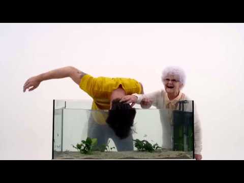 [Very Hot] Brazil Male Model Francisco Lachowski Gets Wet