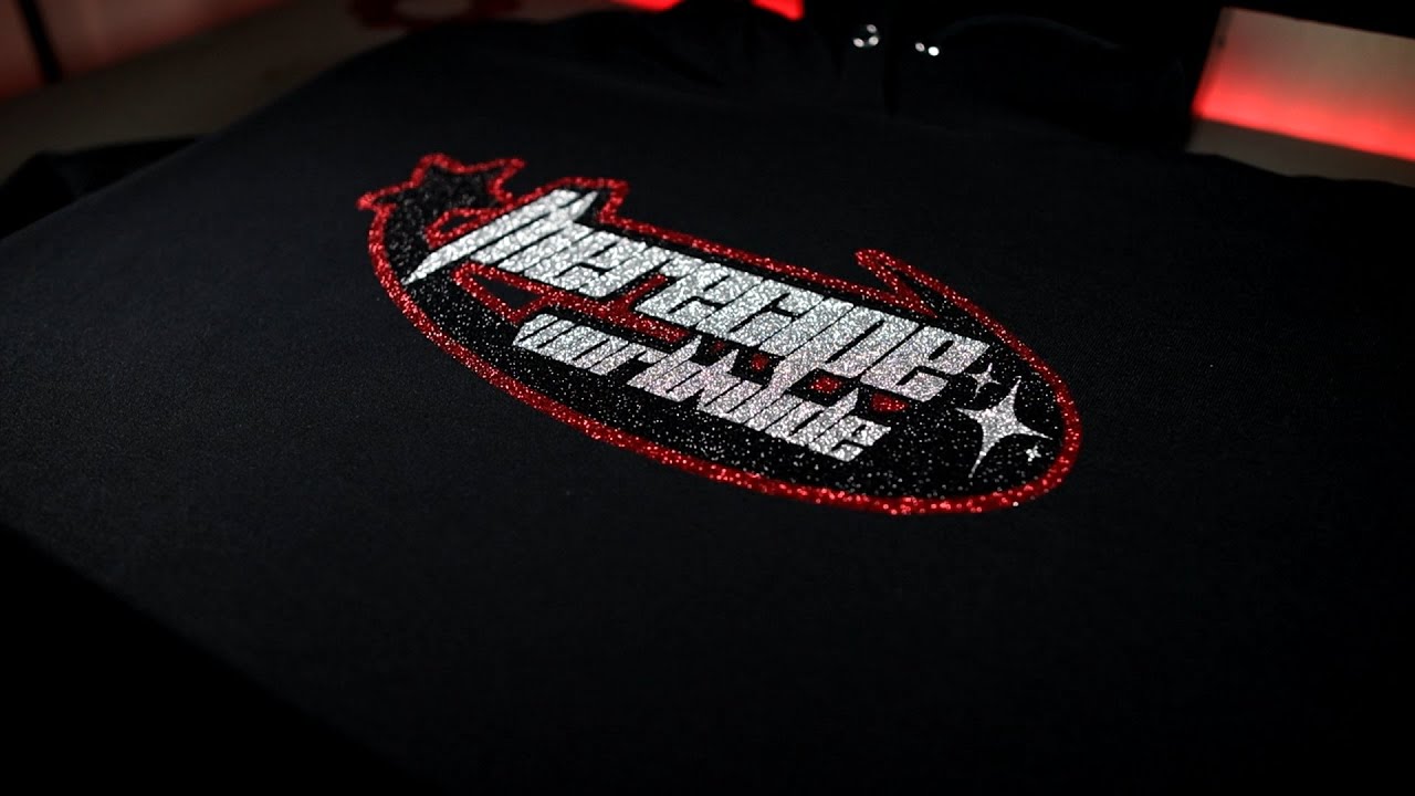 How to Create a 3 Color Glitter HTV Hoodie Using Cricut Design Space ...