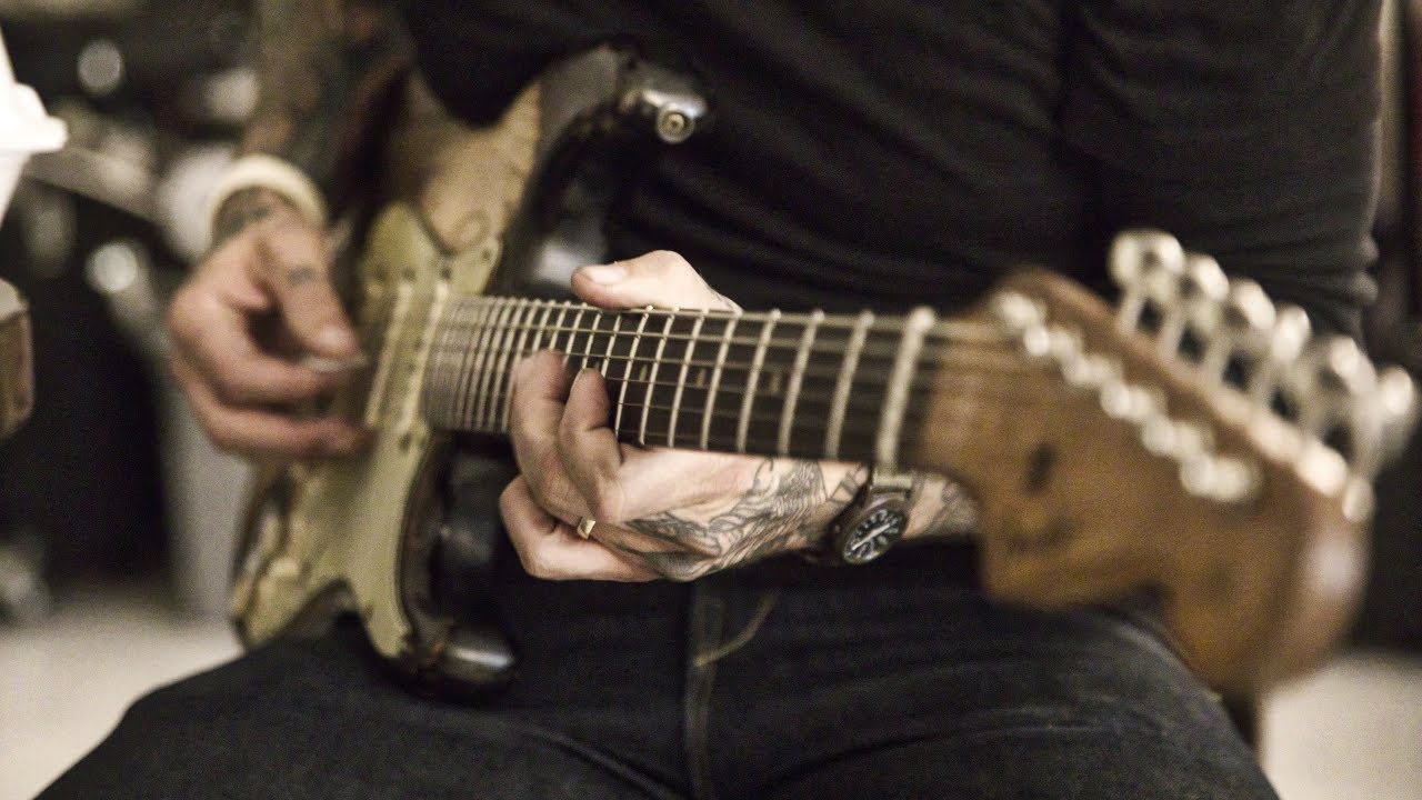 Easy Rock Guitar Jam Track in A Minor - YouTube