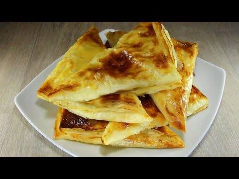 Триъгълни банички с готови кори