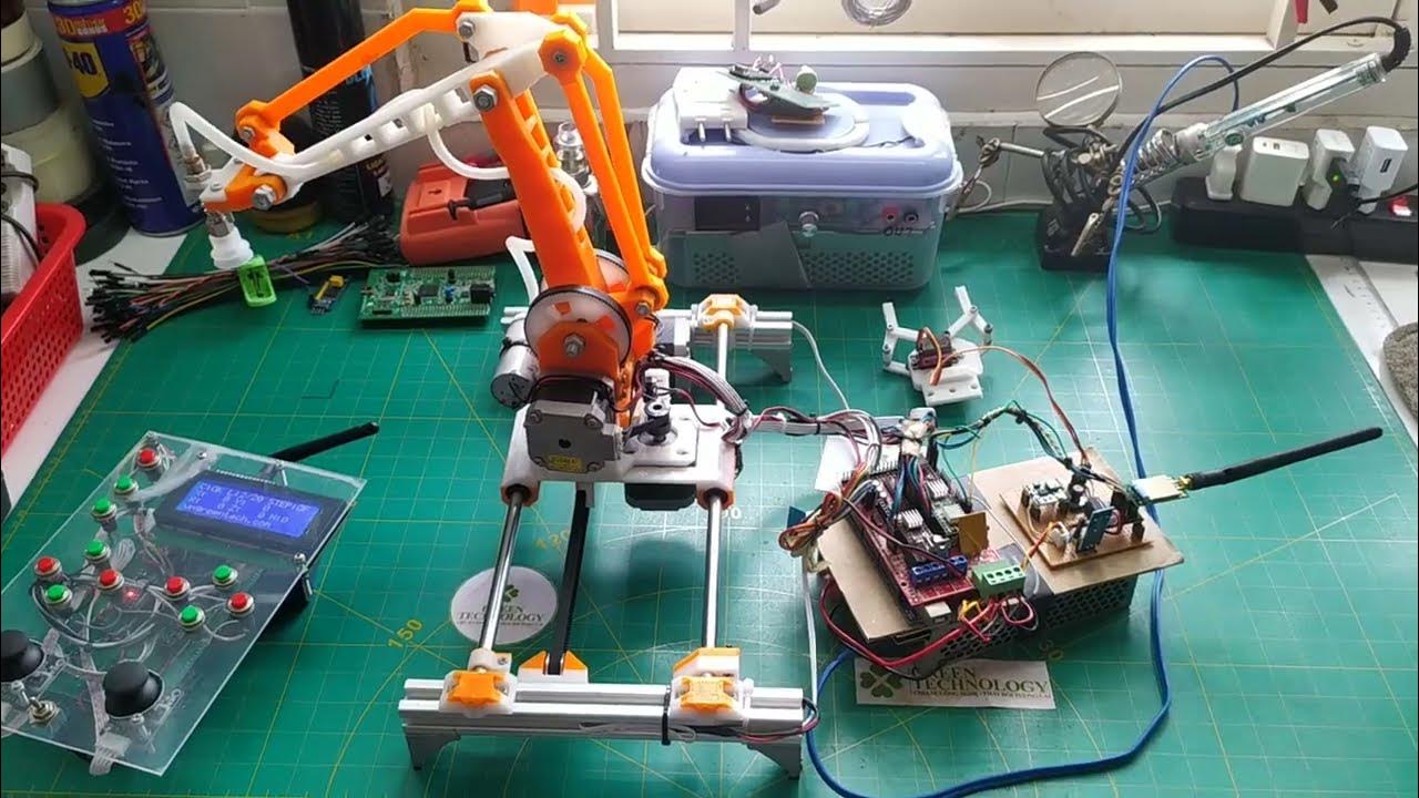 Arduino Robot Arm Stepper - NRF24L01 Auto Connect - YouTube
