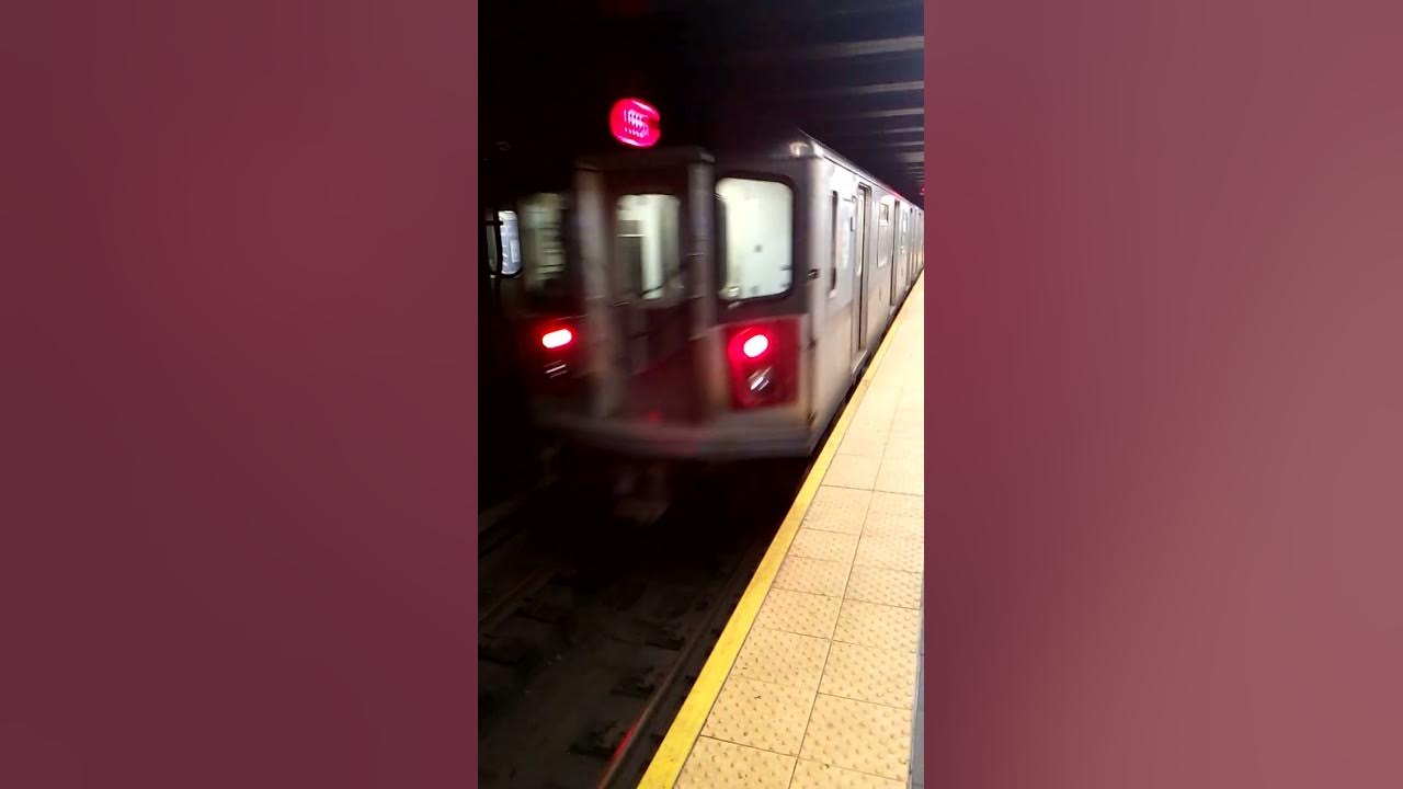 Bronx Brooklyn Bound R142 4 train R142 5 train at 86th Street - YouTube
