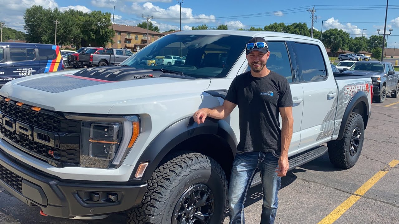 MY RAPTOR R CAME IN!! - YouTube