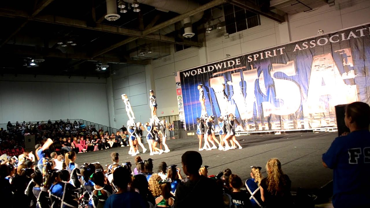 Five Star Cheer Team Forever - YouTube