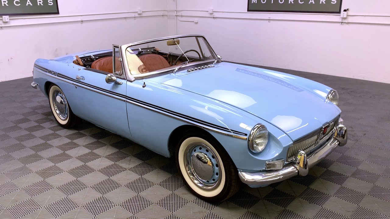 1965 MGB MK1 ROADSTER. PULL DOOR HANDLE. IRIS BLUE WITH TAN TRIM. - YouTube