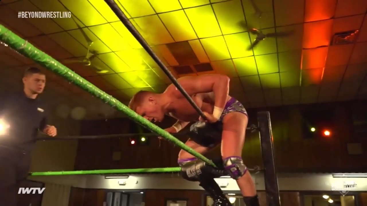 Indy Wrestling Low Blow Compilation 002 - YouTube