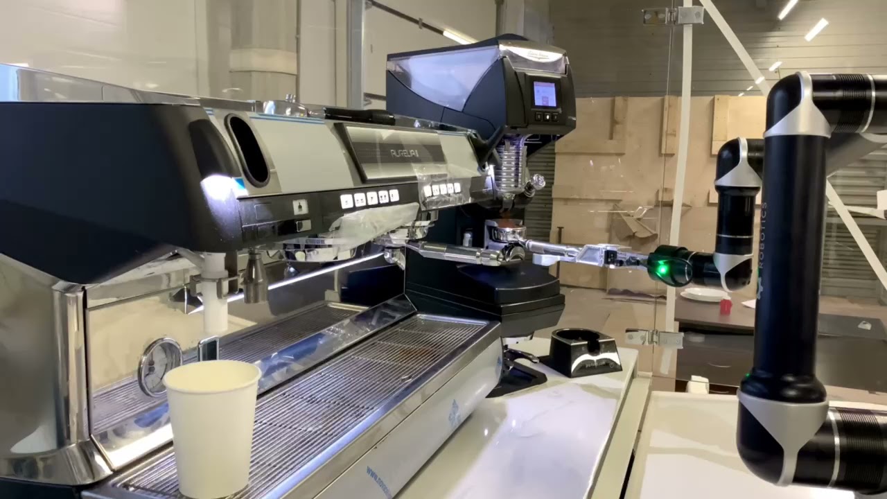 ROZUM ROBOT BARISTA - YouTube