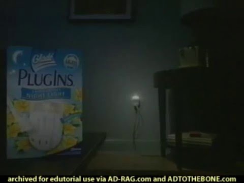 Glade plugins extra outlet night light commercial - YouTube
