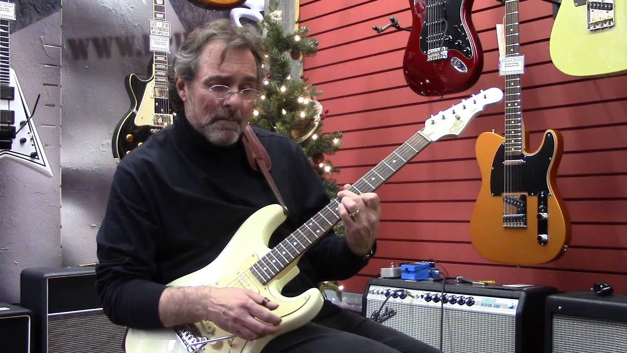 "Christmas Time is Here" at Outlaw Music - YouTube