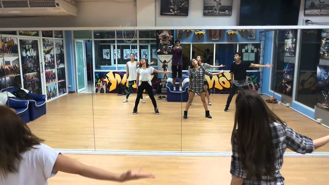 Mercedes benz dance routine 1 - YouTube