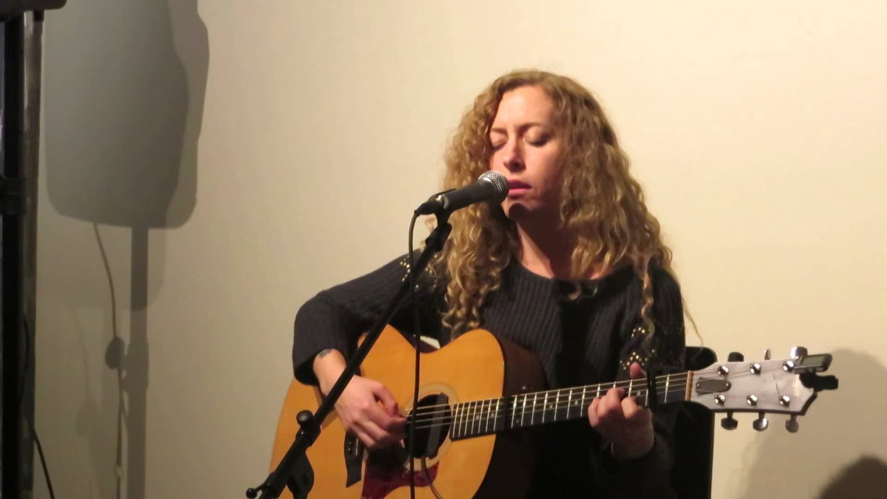 Emily Grogan "Fools Gold" - YouTube
