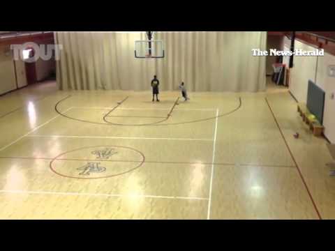 Naeem Ruffin from the #MTV show #WaittilNextYear teaches basketball at ...