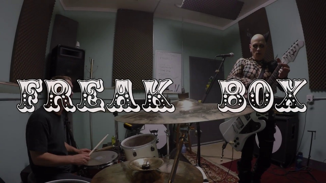 Freak Box - Dead End - YouTube