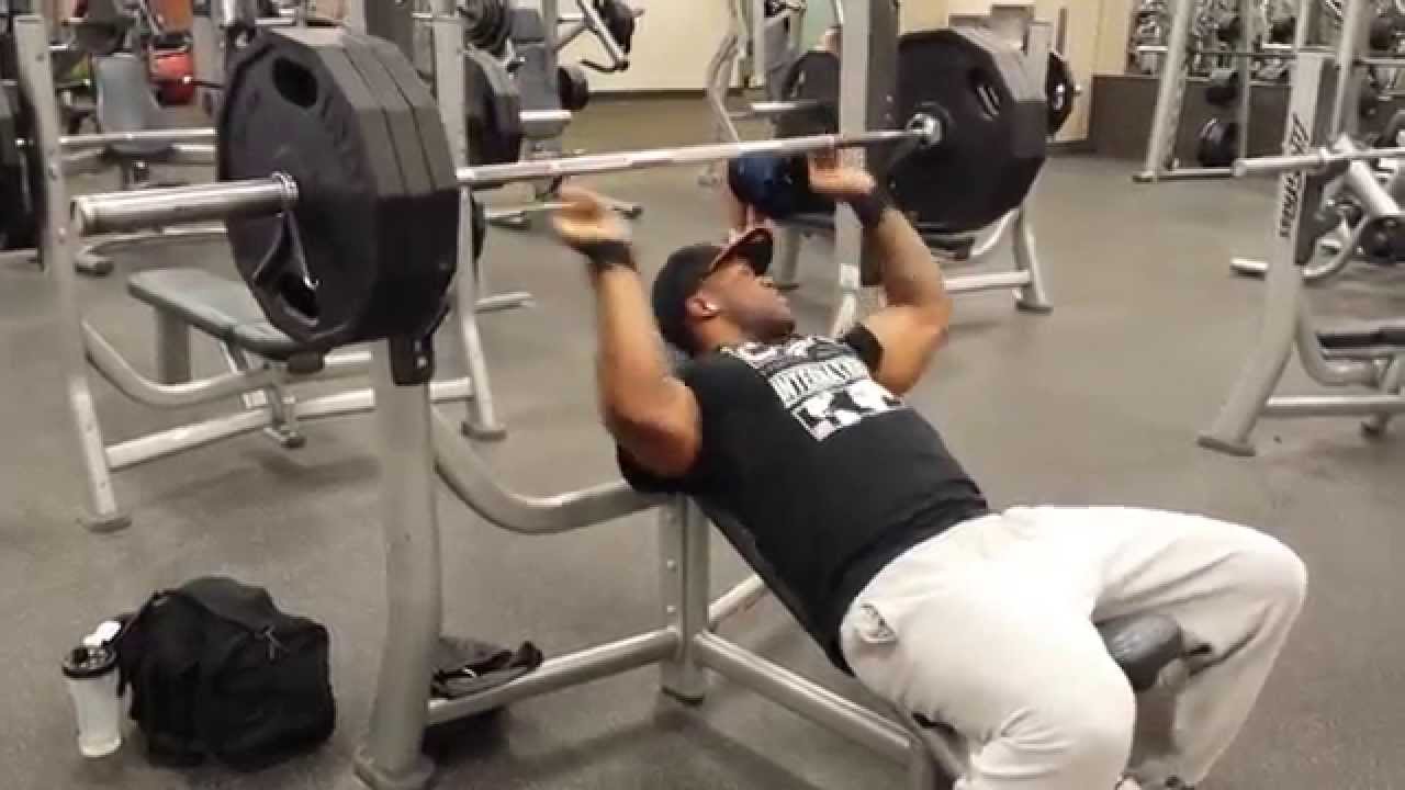 HIT THAT CHEST DOE - YouTube