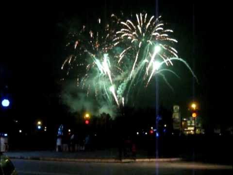 Revelion 2012 - Alba Iulia - focuri de artificii - YouTube