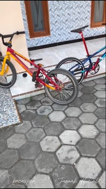 REVIEW SEPEDA BALAP ONTHEL - RAZOR, ROGUE #shorts #balaponthelsurabaya ...