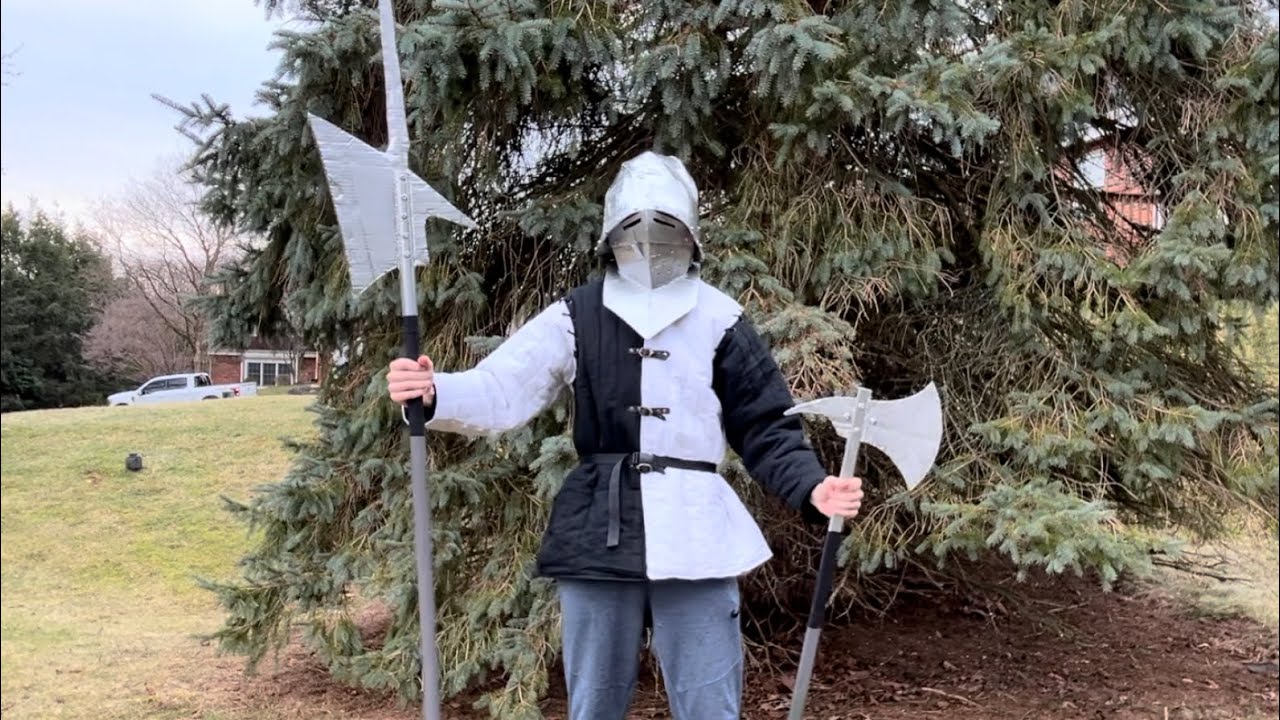 How to make a (PROPER) Cardboard Halberd - YouTube