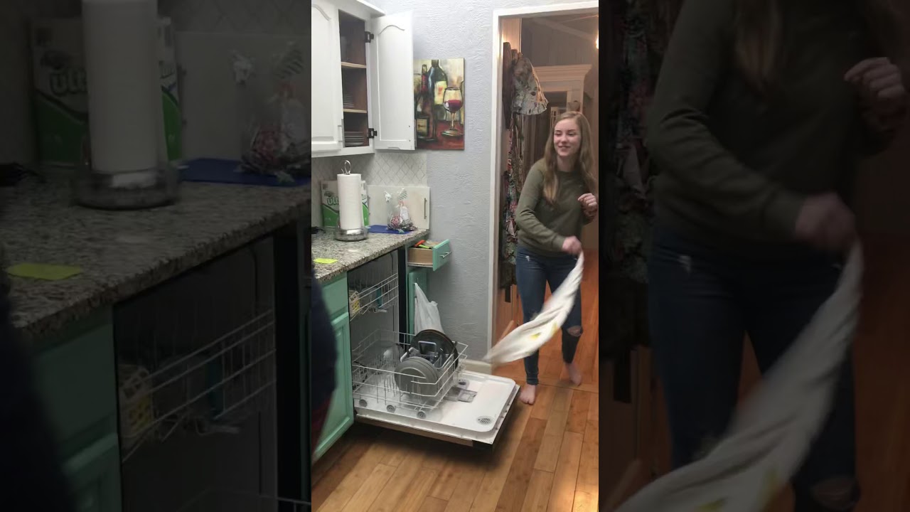 Towel snapping - YouTube