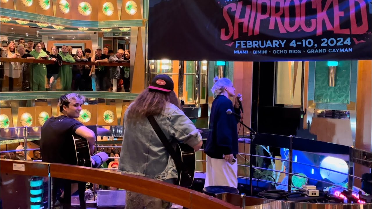 Emily Armstrong & Badflower “Fu*k It - I don’t want you back” (Eamon ...