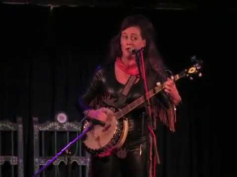 Courtney McClean Live! "(Don't You Dare) Pee On Me" - YouTube