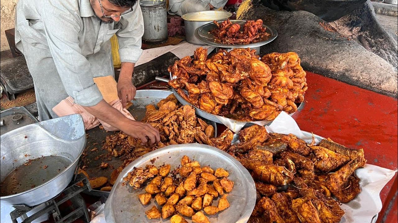 Bacha Famous Pakora & Roasted Chicken | MurshidAbad Famous Pakora ...