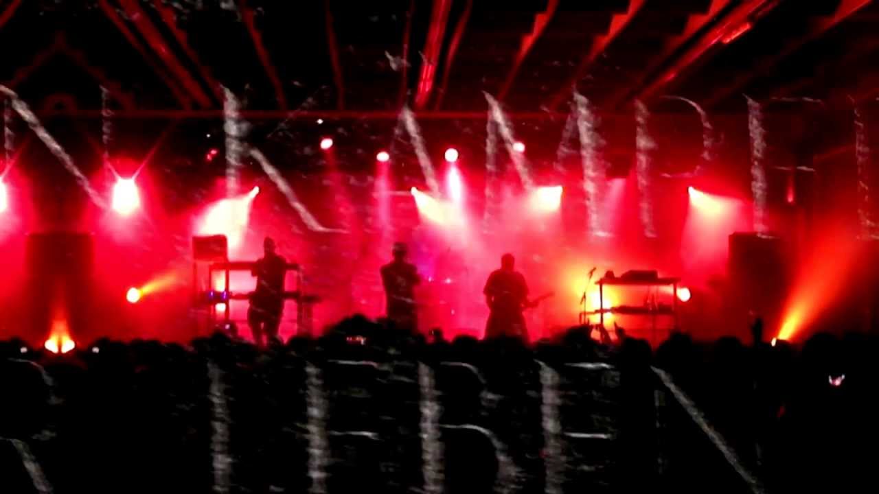 FRONT LINE ASSEMBLY - Angriff [Promo Video] HD - YouTube