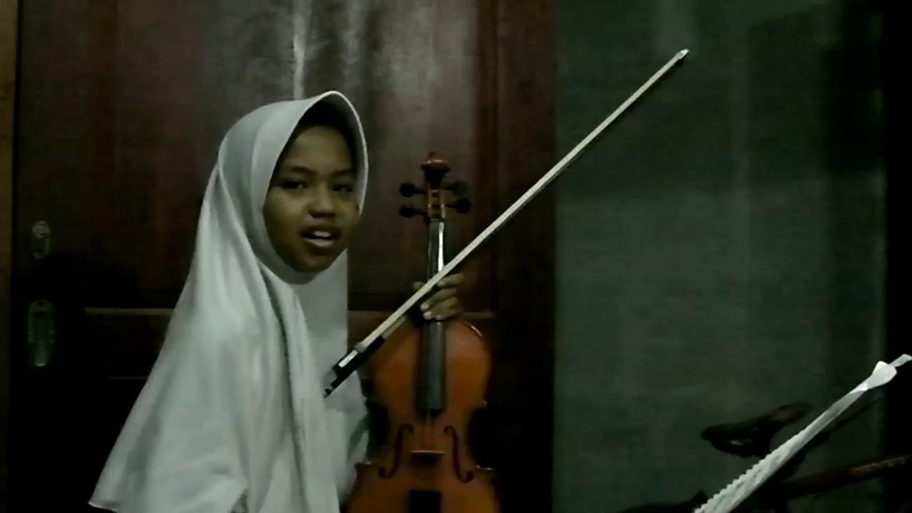 Violin 2 of CONCERTO FOR TWO VIOLIN - J. S. BACH by Firda 10 y.o. - YouTube