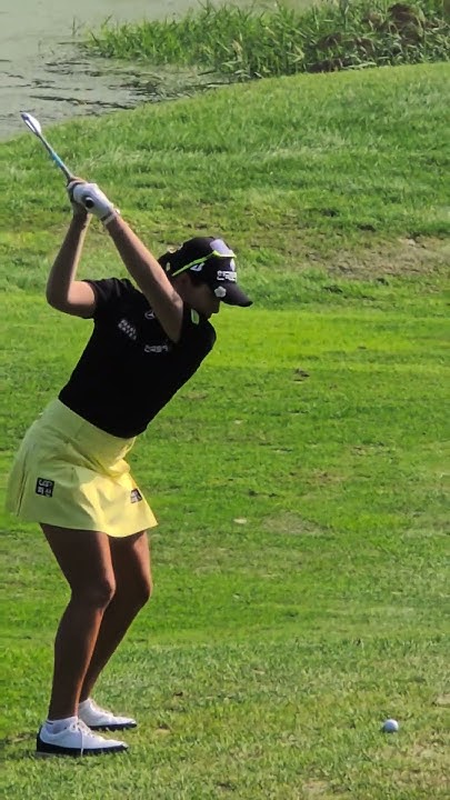 우리이쁜이 ㅋㅋㅋ KLPGA 스윙 - YouTube