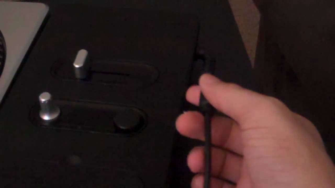 DJ Hero 2 - Two Turntables? - YouTube