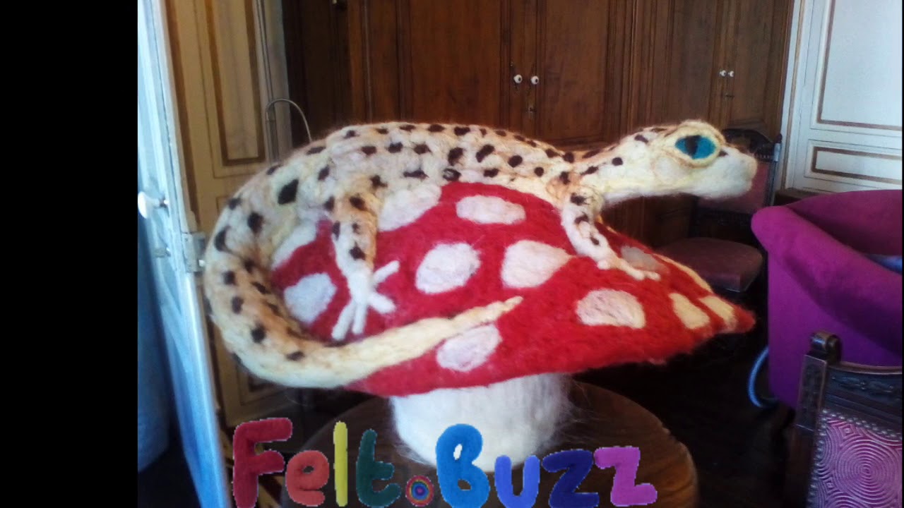 Felt.Buzz needle felted Lizard on a mushroom - YouTube