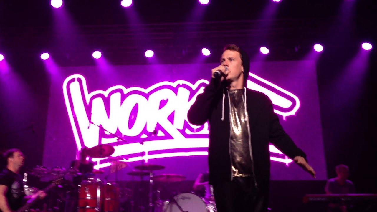 Ylvis - Work It live in Tysvær - YouTube