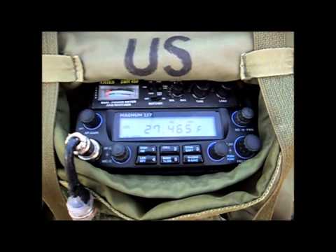 Probando la mochila en 11 metro / Backpack Radio - YouTube