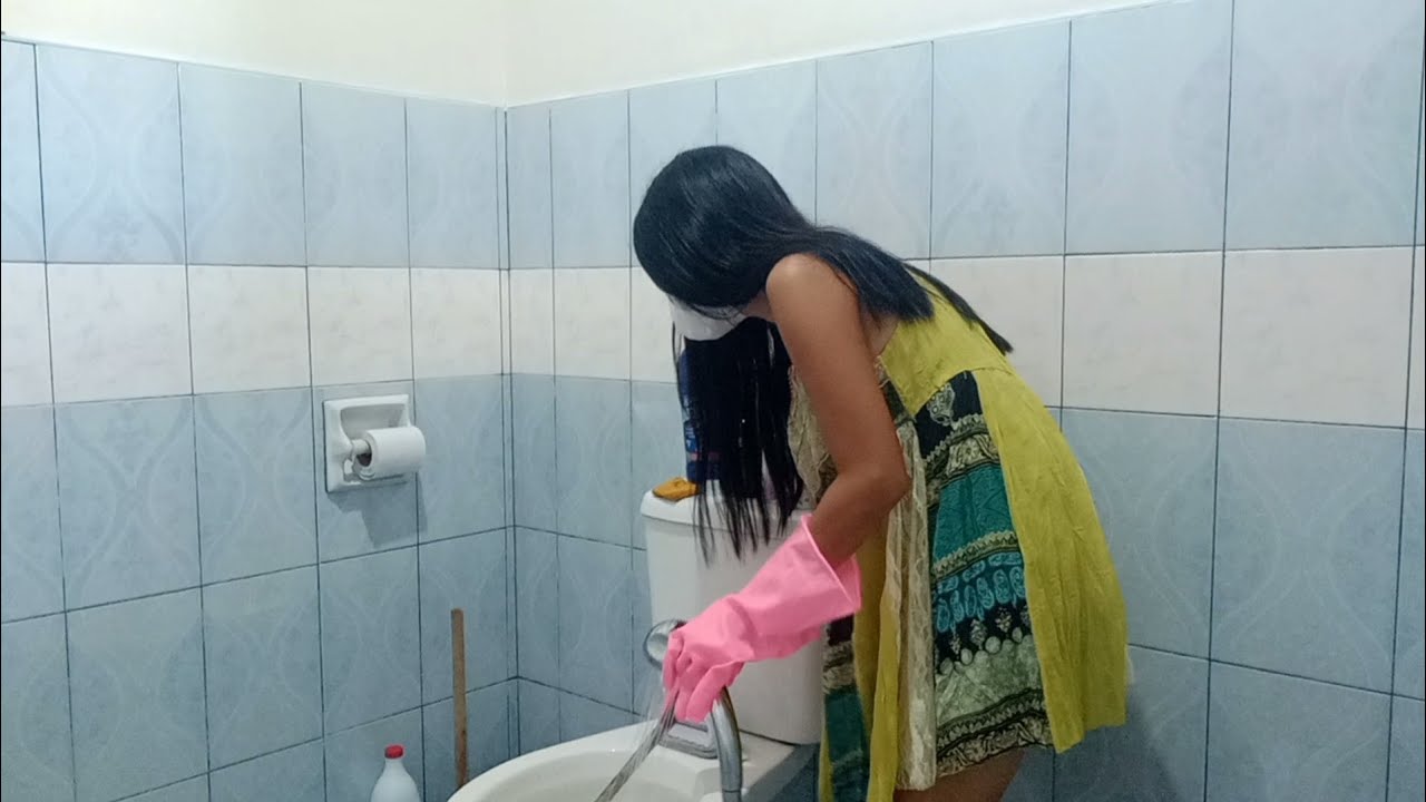 Bathroom Cleaning Routine - YouTube