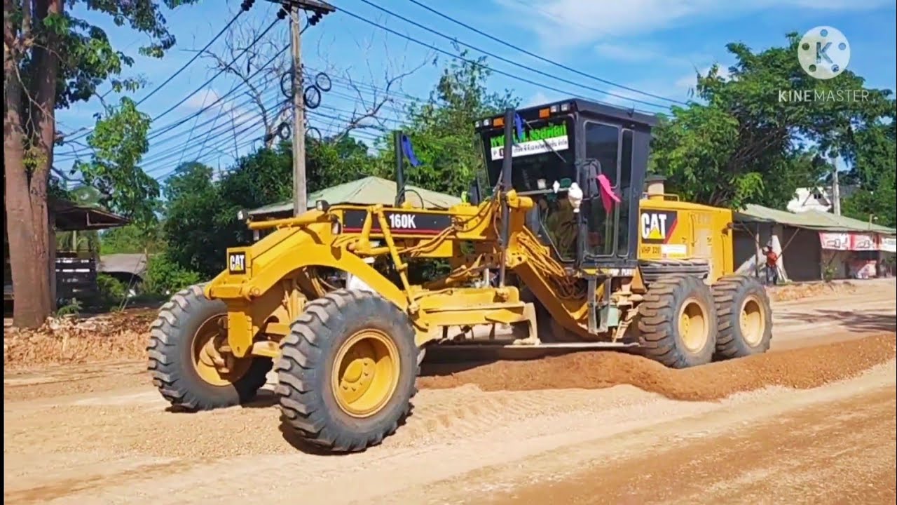 CAT160K VHP 220เกรดเดอร์ใหญ่เกรดเชฟผิวพื้นถนนและบดด้วยรถบดล้อยาง - YouTube