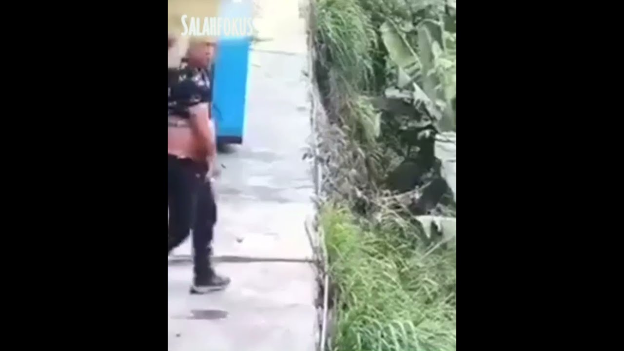 Jangan Pipis Sembarangan - YouTube