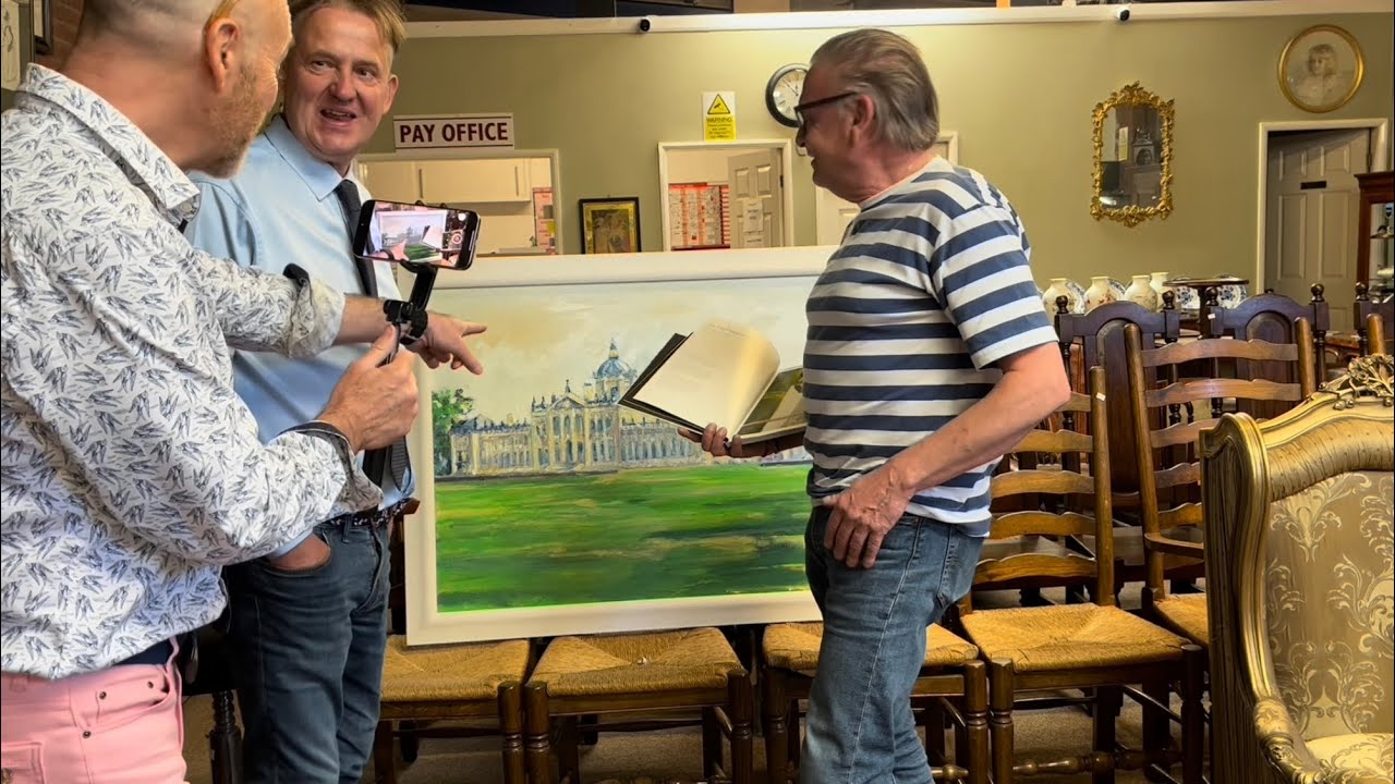 Bargain Price | Royal Artist turns up in AUCTION! - YouTube