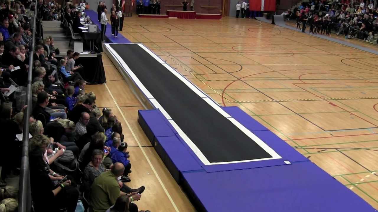 Greve Teamgym mini 3 Tumbling DM 2012 - YouTube