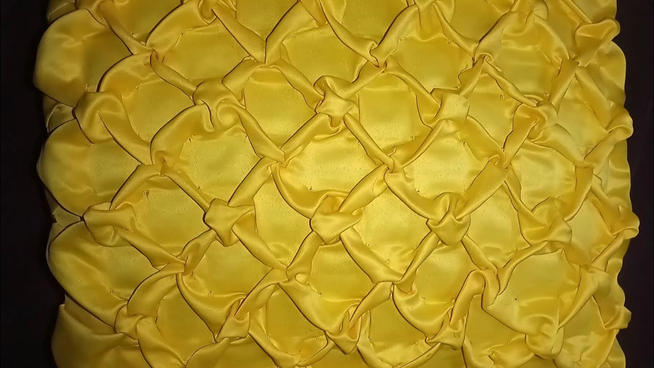 flower smocking pattern/ Canadian smocking pillows/csei59 - YouTube