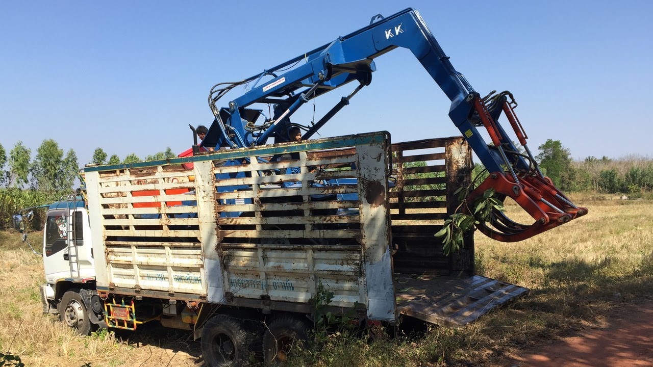 นั่งรถสิบล้อไปเอารถคีบลงจากสิบล้อ Stackers cane & Truck | Che Chef ...