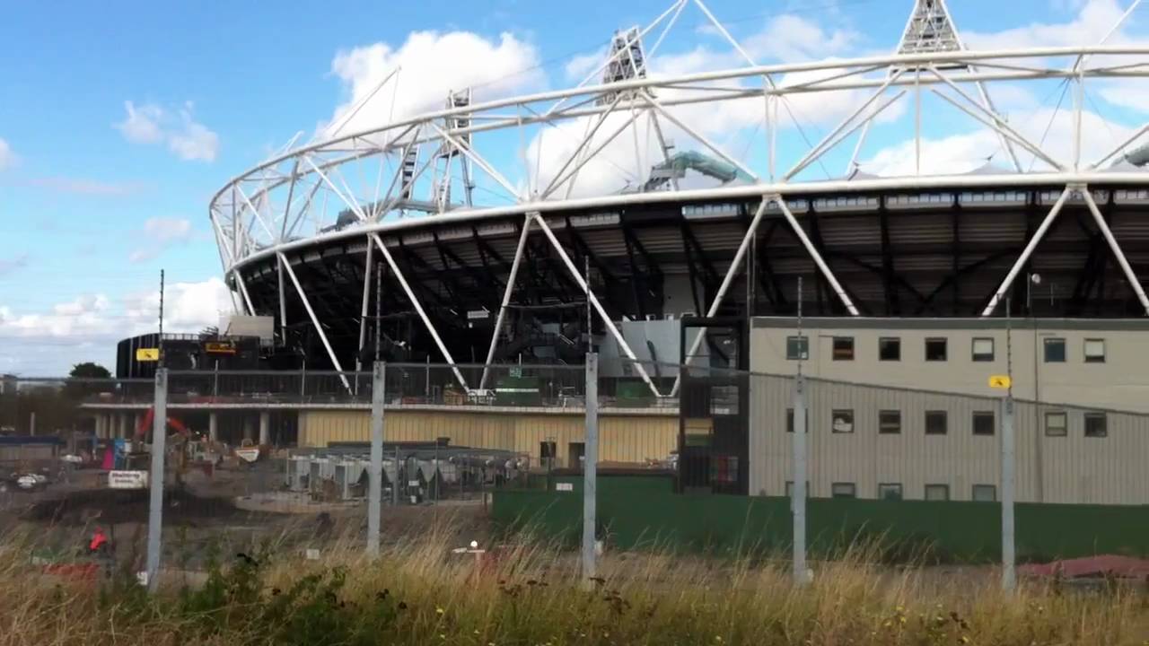 2012 Olympic Stadium HD building construction - YouTube