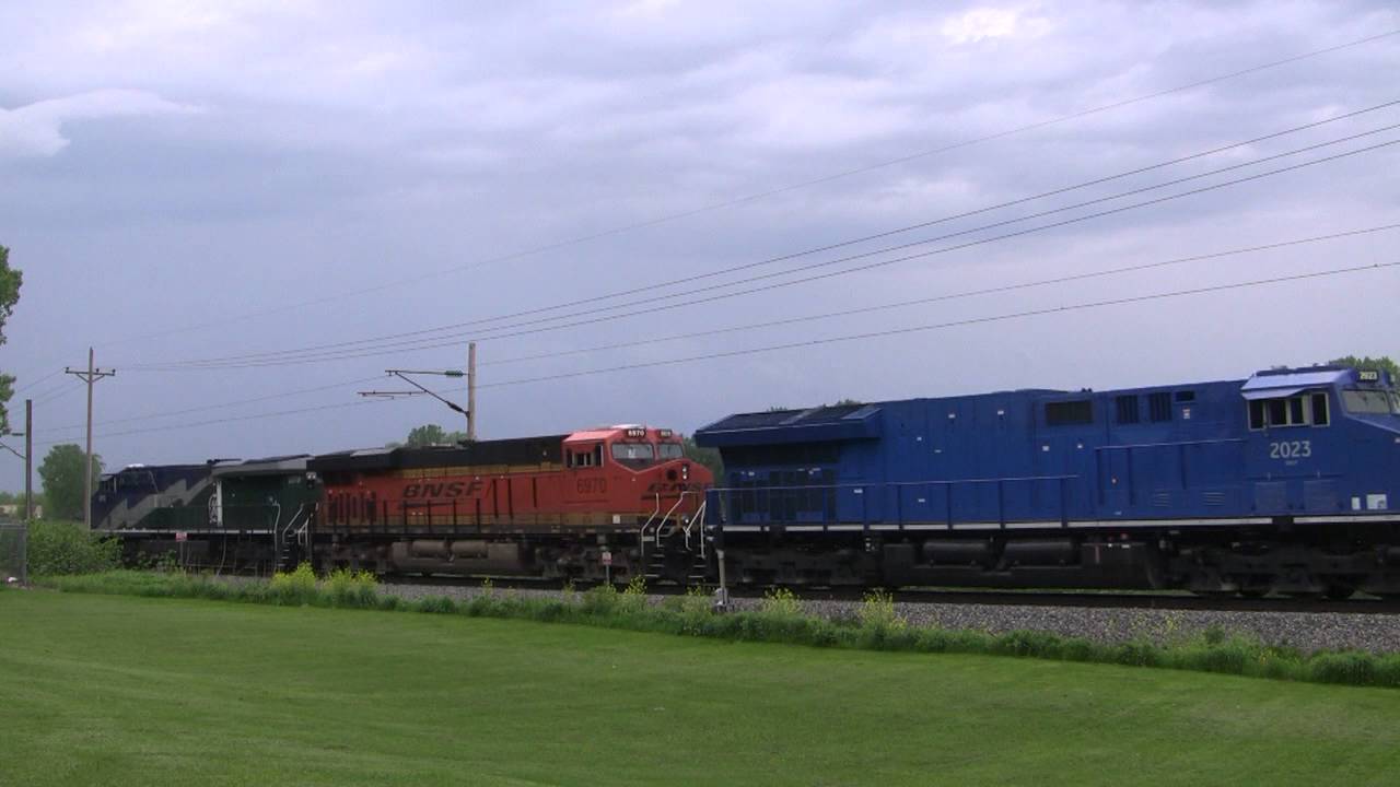 GE Test Track 18 May 2015 @ Harborcreek, PA w Canon HF11 - YouTube