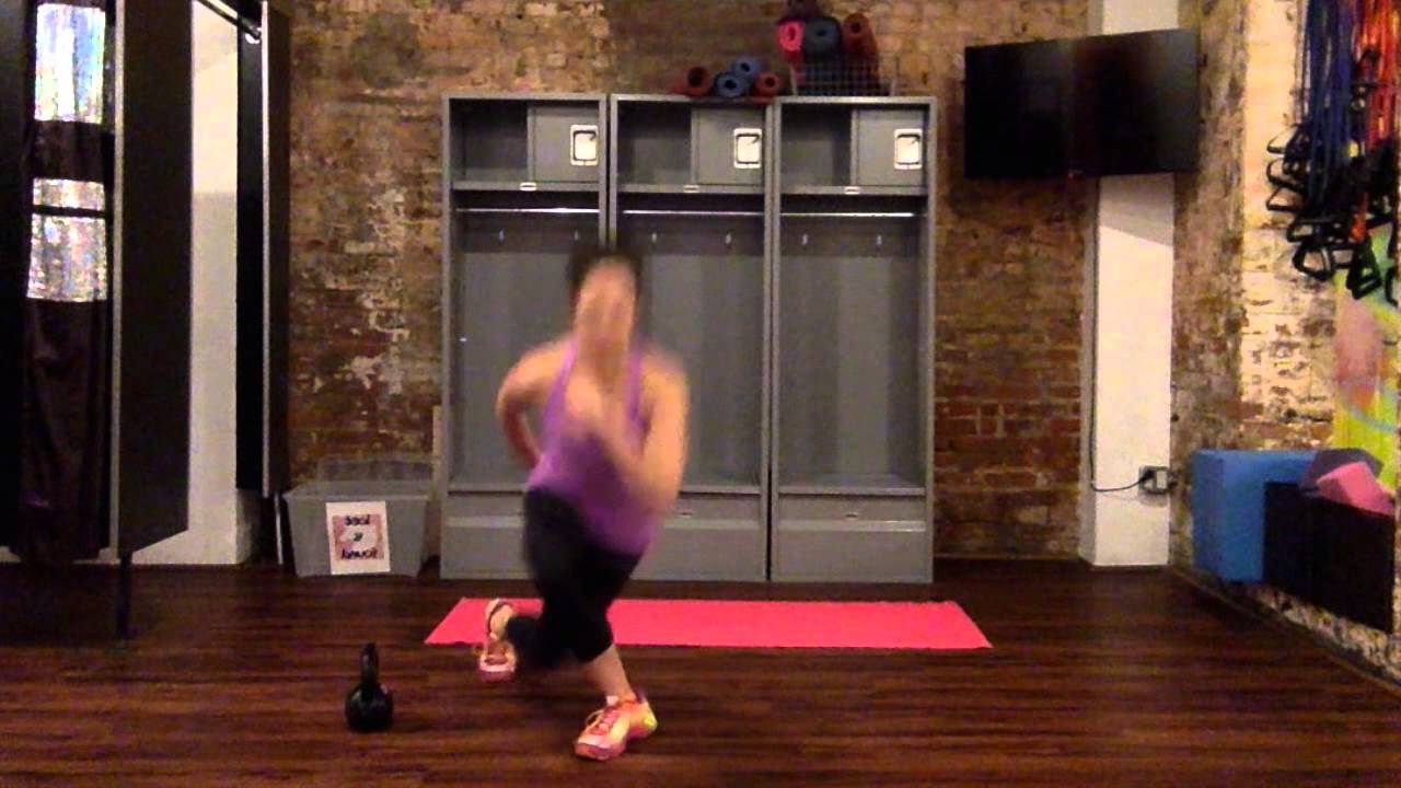 Curtsy Jump Lunge - YouTube