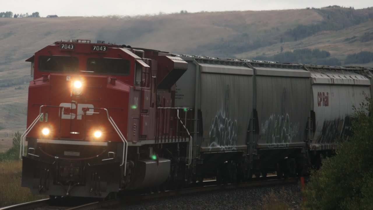 CP New SD70ACu #7043 Solo Leading CP 304 Eastbound at Keith, Calgary, Alberta! - YouTube