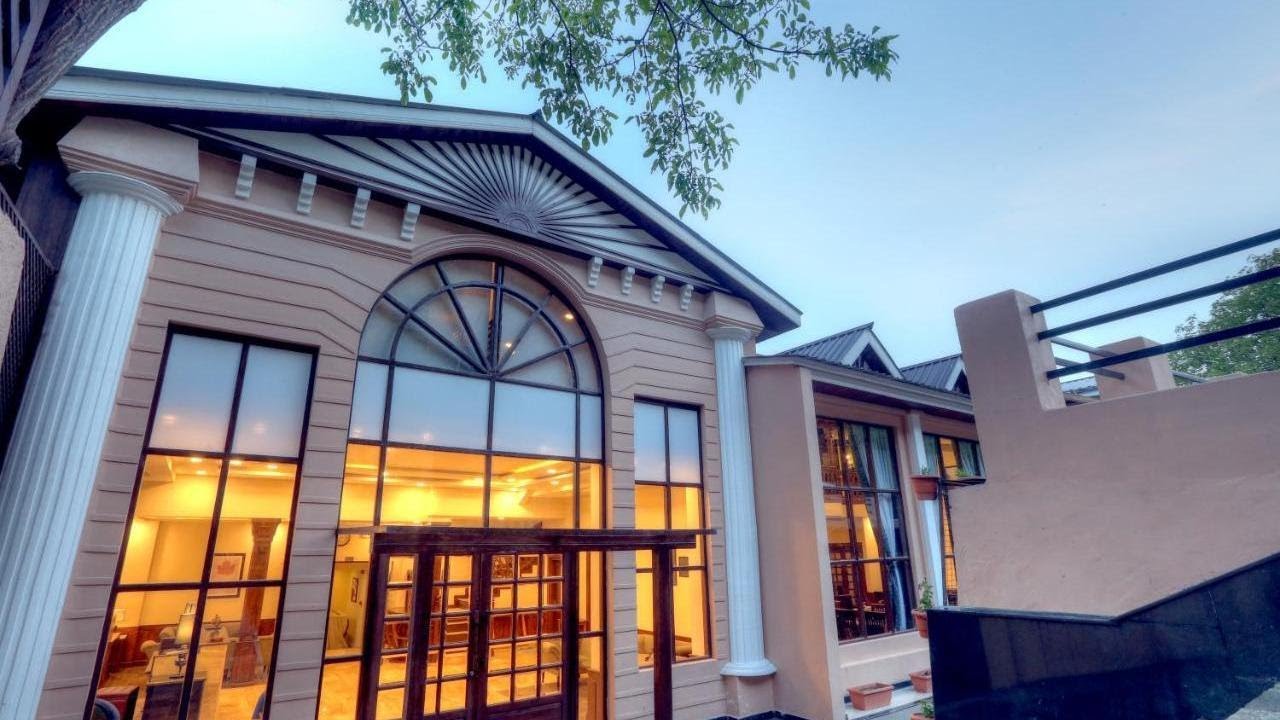 The Chinar Resort and Spa, Pahalgām, India - YouTube